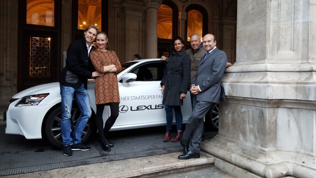 Lexus: Dominique Meyer fährt GS250 - Autofrau.at